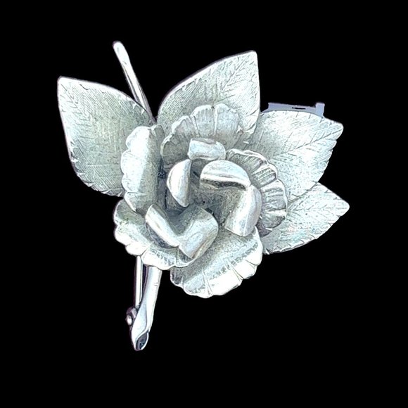 giovanni | Jewelry | Vintage Signed Giovanni Silver Tone Corsage Flower ...